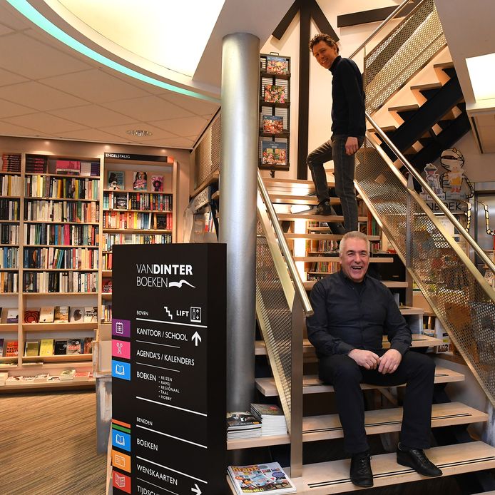 Iedere dag in zijn boekwinkel was een feestdag voor Frans van Dinter ...