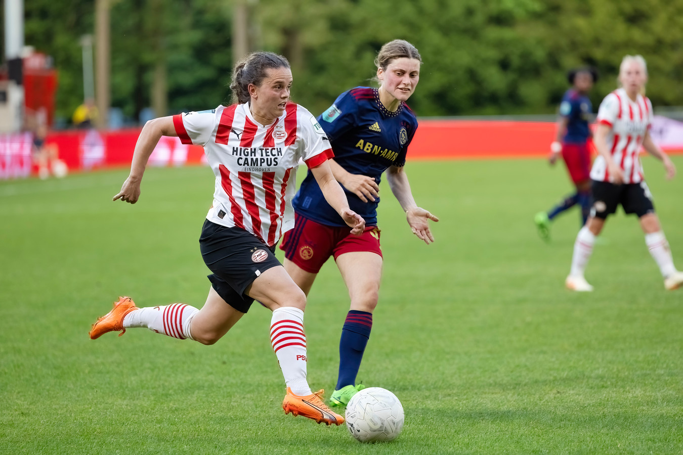 Na Elf Jaar Wacht Nieuw Avontuur Voor Miss Psv Jeslynn Kuijpers Uit Tilburg Foto Adnl