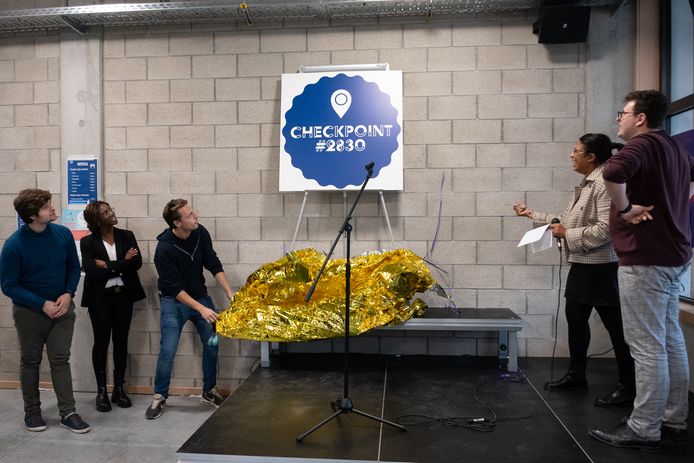 Nieuwe jeugdhuis ‘Checkpoint #2830’ opent deuren | Willebroek | hln.be