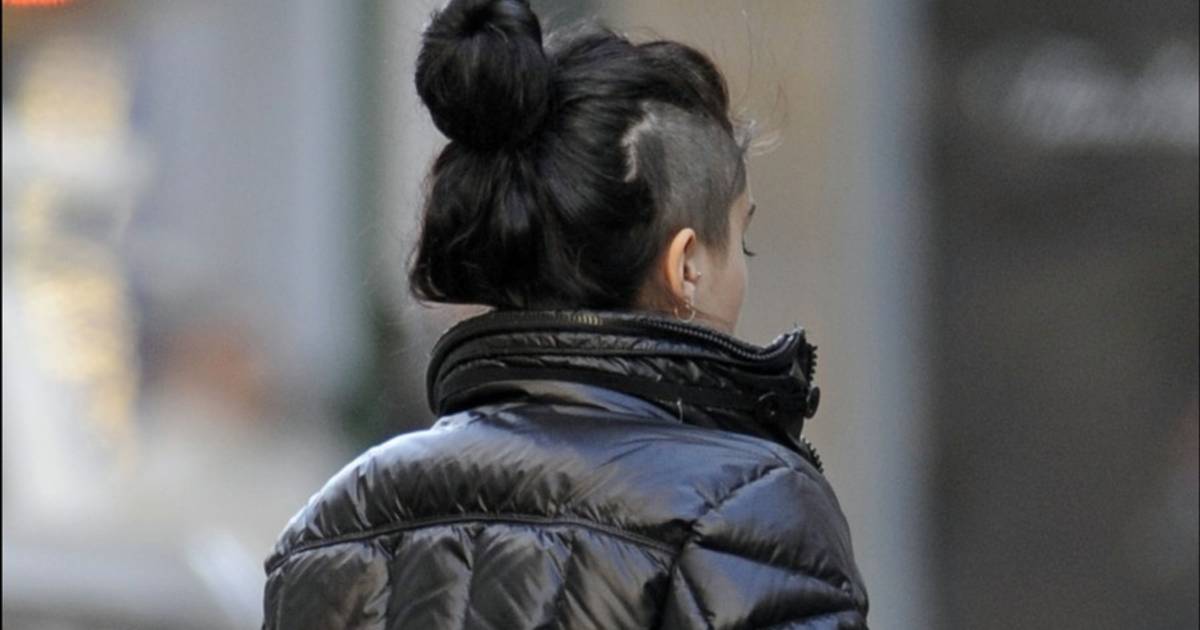 Lourdes valt op met (half) kaal hoofd | Celebrities | hln.be