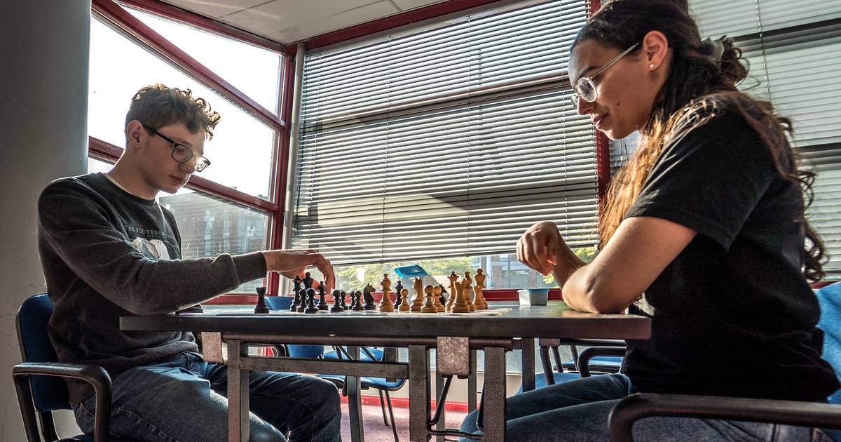 Schaakclub die wereldberoemde spelers voortbracht raakt pand kwijt ...