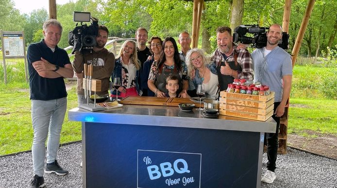 Tv-programma ‘Ik BBQ voor Jou’ sluit seizoen af op vakantiepark Klein Oisterwijk | Oisterwijk ...