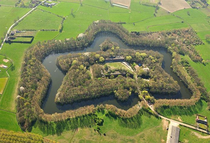 Maak een magische tocht door het Fort van Lier met FORTUIN | Lier | hln.be