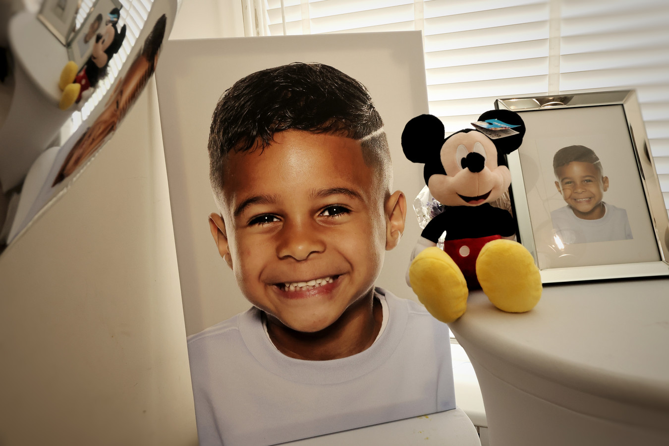 Mayson (4) was 1 seconde uit beeld in het zwembad: ‘We hielden hoop dat ...