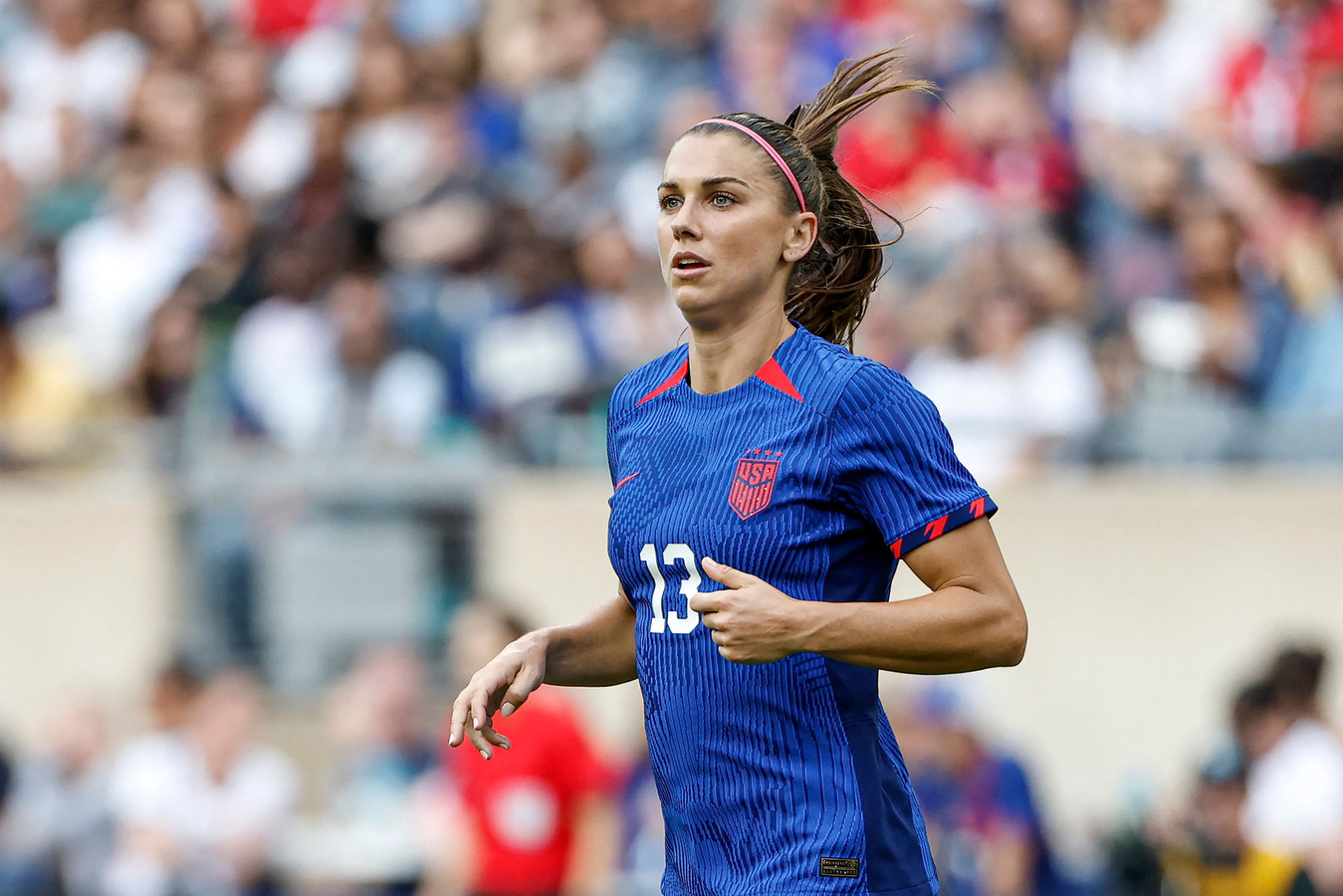 Amerikaanse bondscoach laat icoon Alex Morgan buiten olympische selectie, net als Ajacied | Foto ...