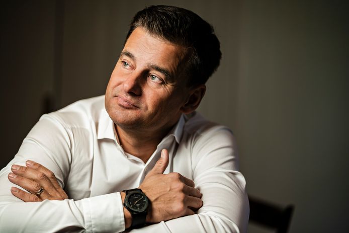 ‘Workaholic’ Wilfred Genee is ook gezinsman: ‘Ik breng en haal mijn kinderen elke dag van school ...