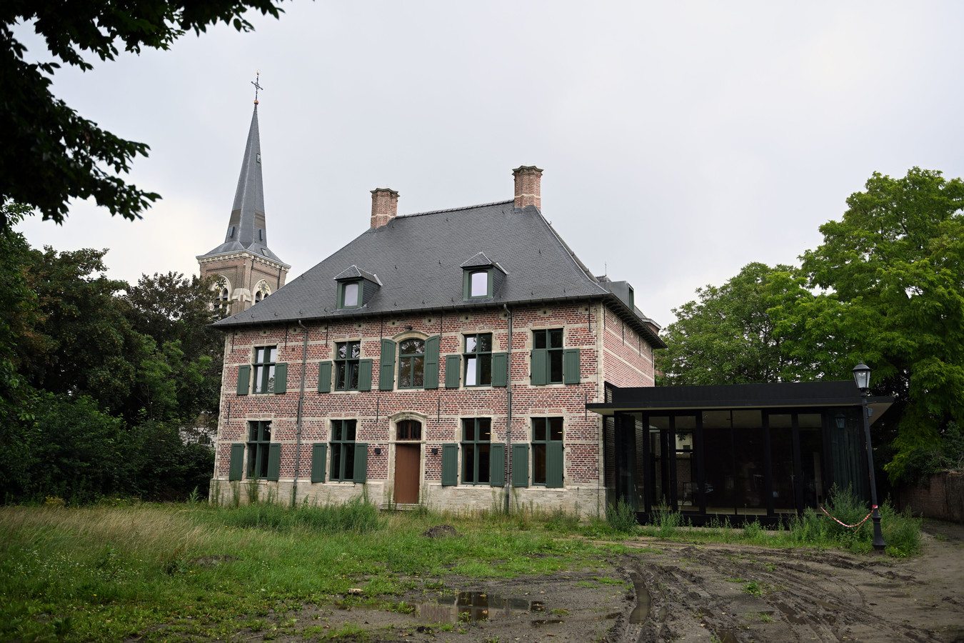 Grote Pastorie na bijna dertig jaar eindelijk helemaal opgeknapt: “De ...