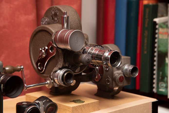 Kleinste cinematografisch museum van Europa ligt in Melle : 271 camera ...