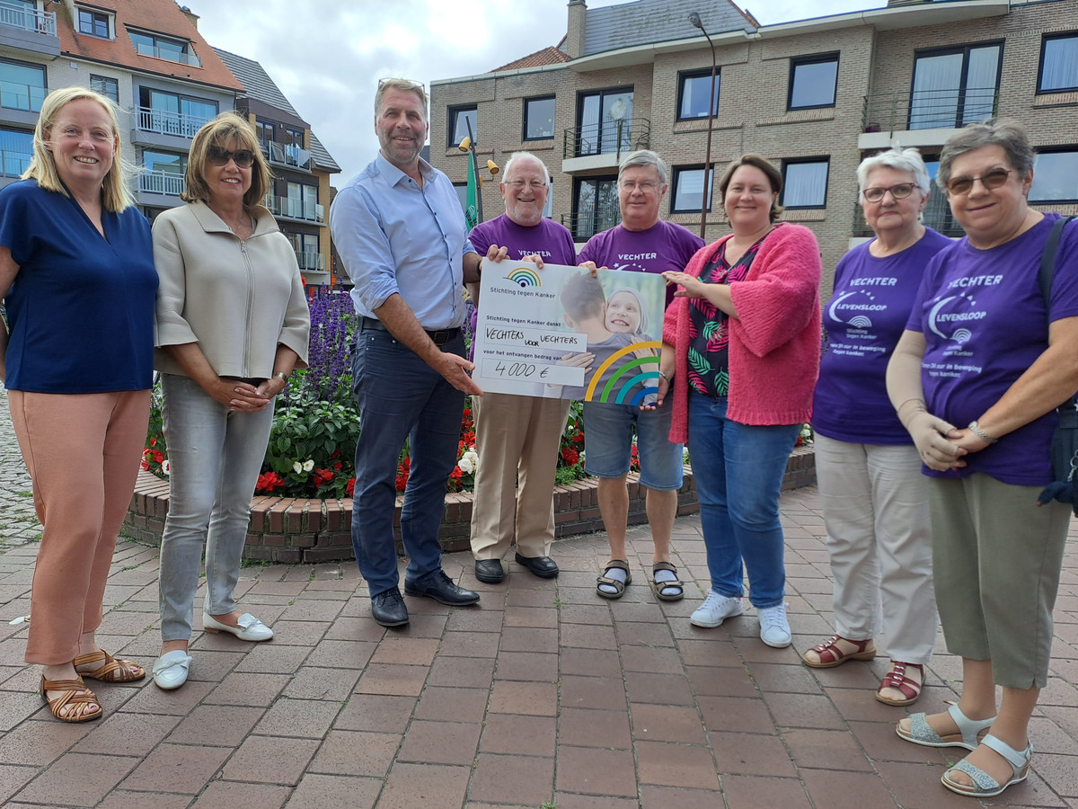 Vrijwilligers zamelen met ontbijt 4.000 euro in voor Levensloop | Foto ...