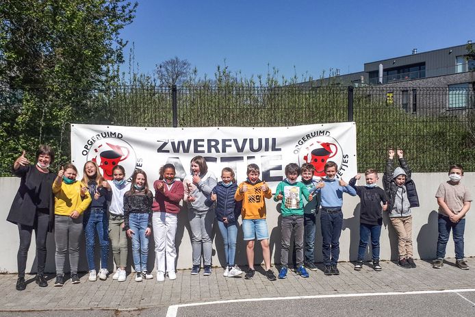 Leerlingen van KBO Eine trekken op zwerfvuiljacht | Oudenaarde | hln.be