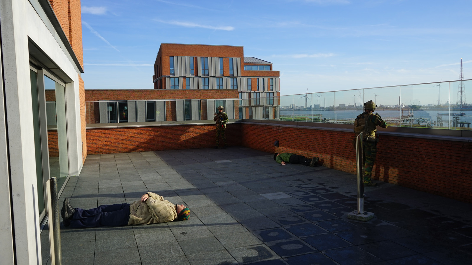 Para’s bestormen Burcht Singelberg van Katoen Natie: “Altijd beter om ...